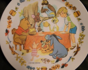Vintage 1970's Collectible Winnie the Pooh Plate Picnic Scene Eeyore ...