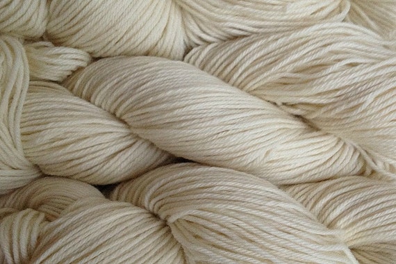 Natural White Worsted Weight Merino Wool Yarn by eweandmeyarns