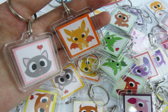 Picture Frame Keychain Set of 10 by araleling on Etsy