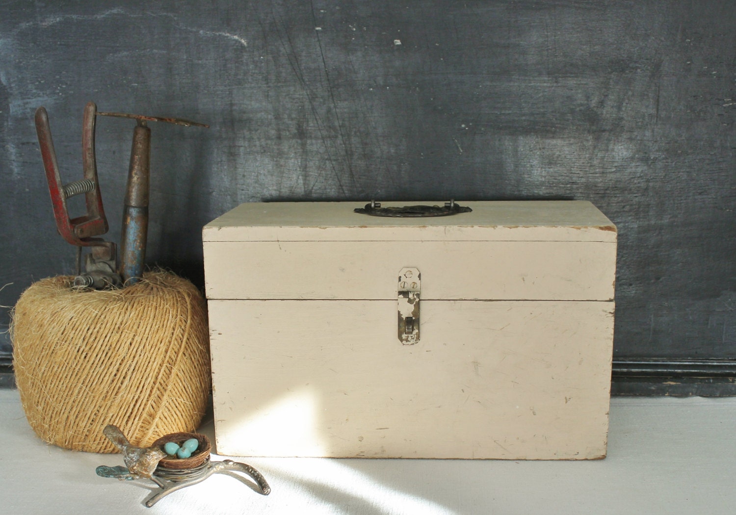 Vintage Creamy White Painted Wood Document Box – Haute Juice