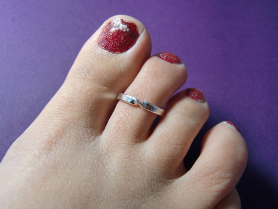 Sterling Silver Toe Ring Simple Twist Toe Ring Silver