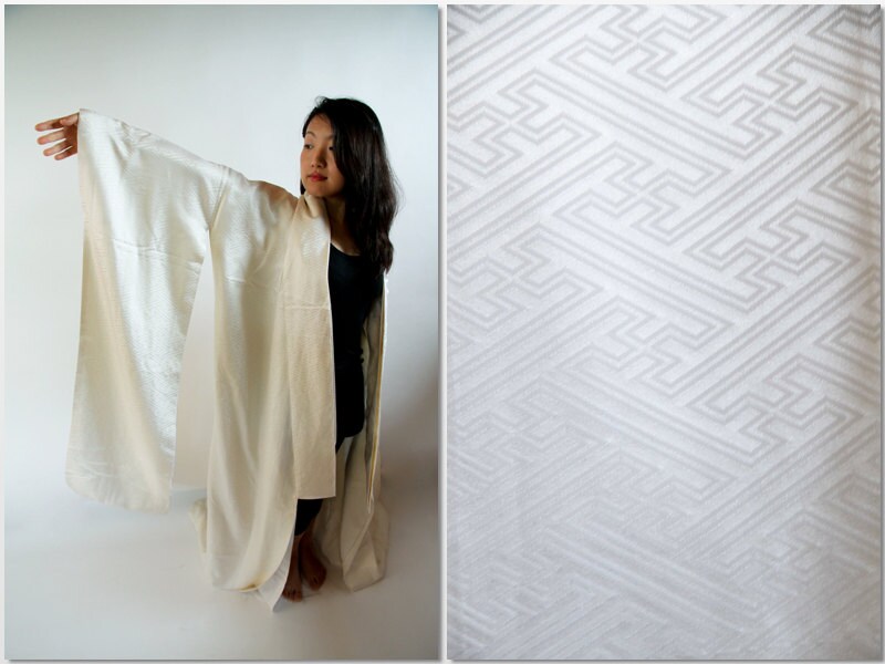 Authentic Vintage Japanese White Shiro Kakeshita Wedding Kimono – Haute ...