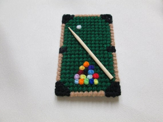 Items similar to Handmade Pool Table Magnet in Plastic Canvas on Etsy