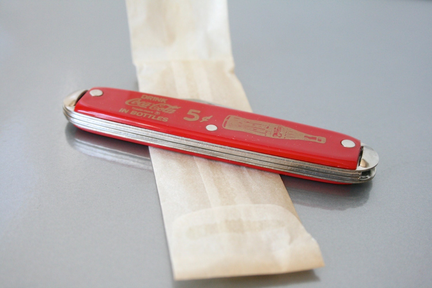 Vintage Coca-Cola Pocket Knife / Two Blades / Gold Bottle