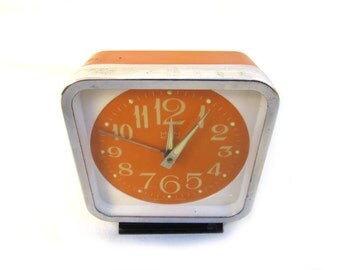 Popular items for non working clock on Etsy