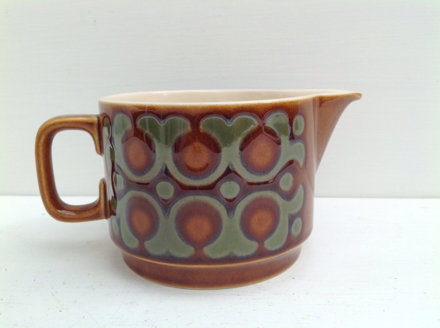 Vintage Hornsea Bronte Gravy/ Sauce / Custard Jug ..Classic English ...