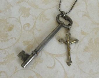 Popular items for old key necklace on Etsy