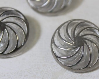 Popular items for clear glass buttons on Etsy