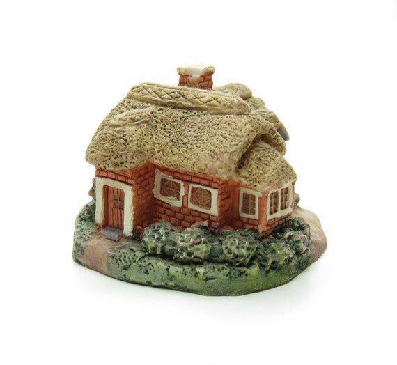 Old Cottage Collection EPL Vintage Cottage Brick House