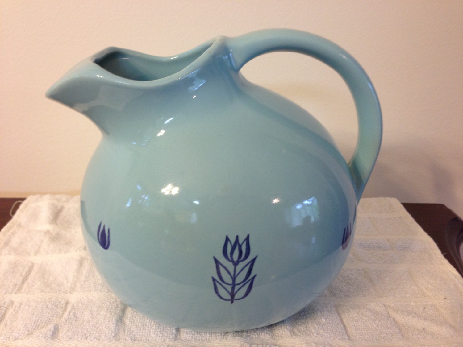 Vintage 1950s Cronin Blue Ball Pitcher with Tulips – Haute Juice