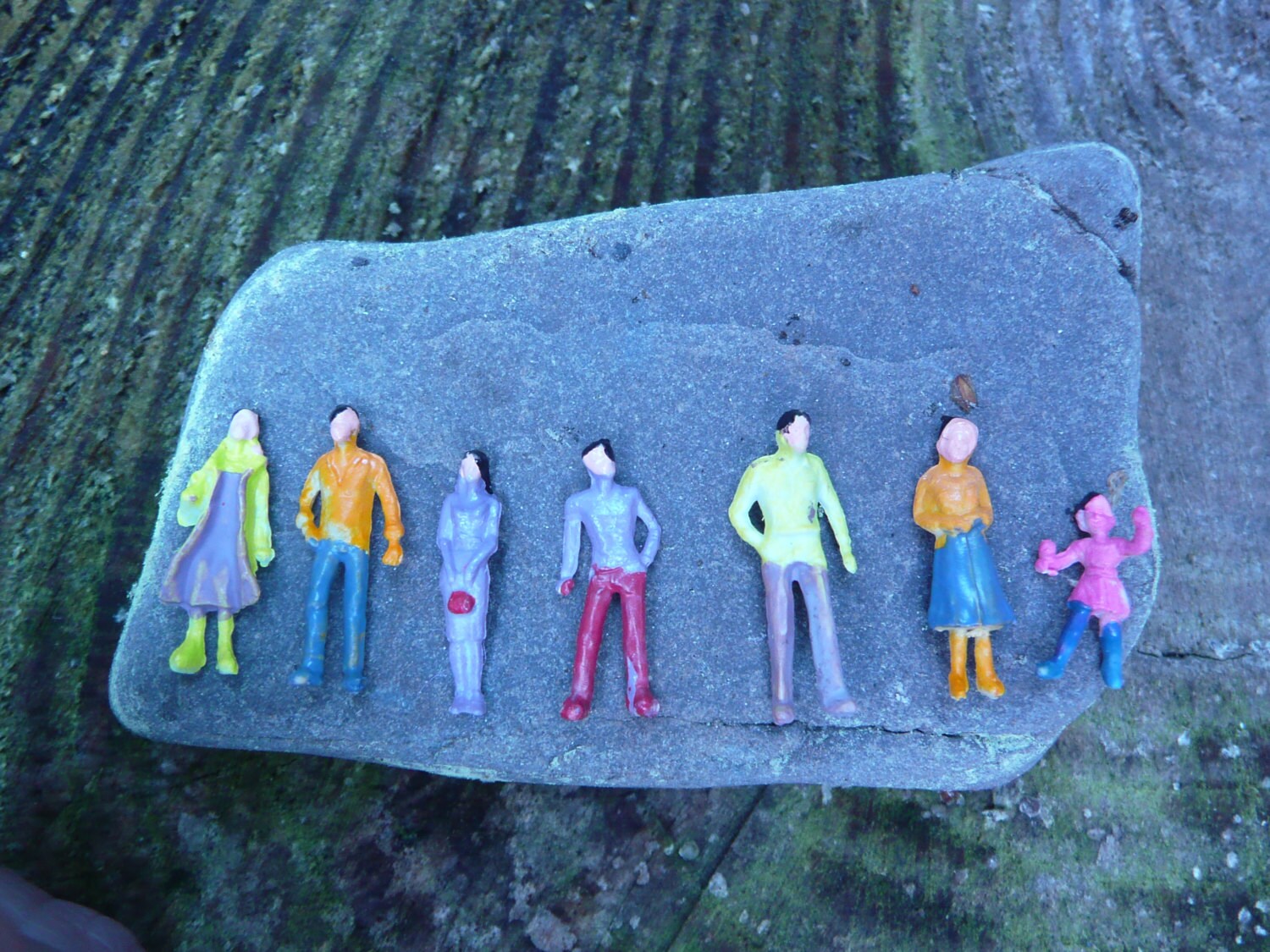 5 Tiny Miniature Plastic People Figures for by AddictedToResin