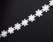 Popular items for daisy chain trim on Etsy