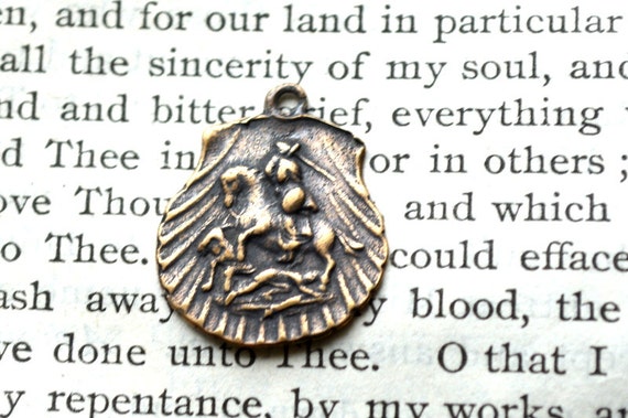 St James Santiago Shell Medal 3/4 Bronze or