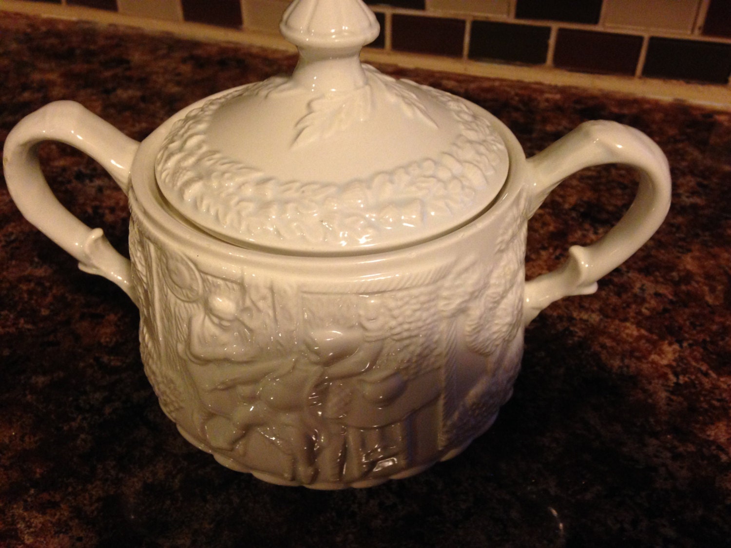Vintage Large White Embossed Ceramic Sugar Dish – Haute Juice