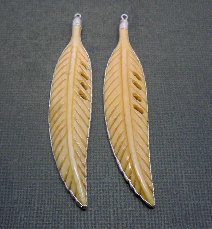 Feather Pendant made from Buffalo Horn with by jewelersparadise