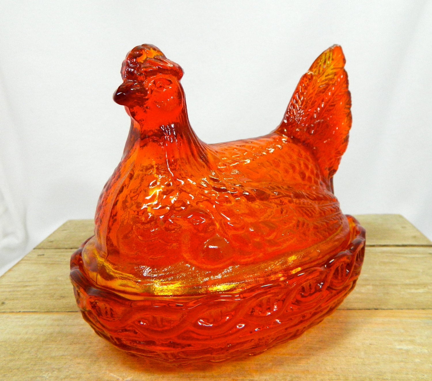 Vintage Amberina hen on nest glass covered dish orange red yellow flame ...