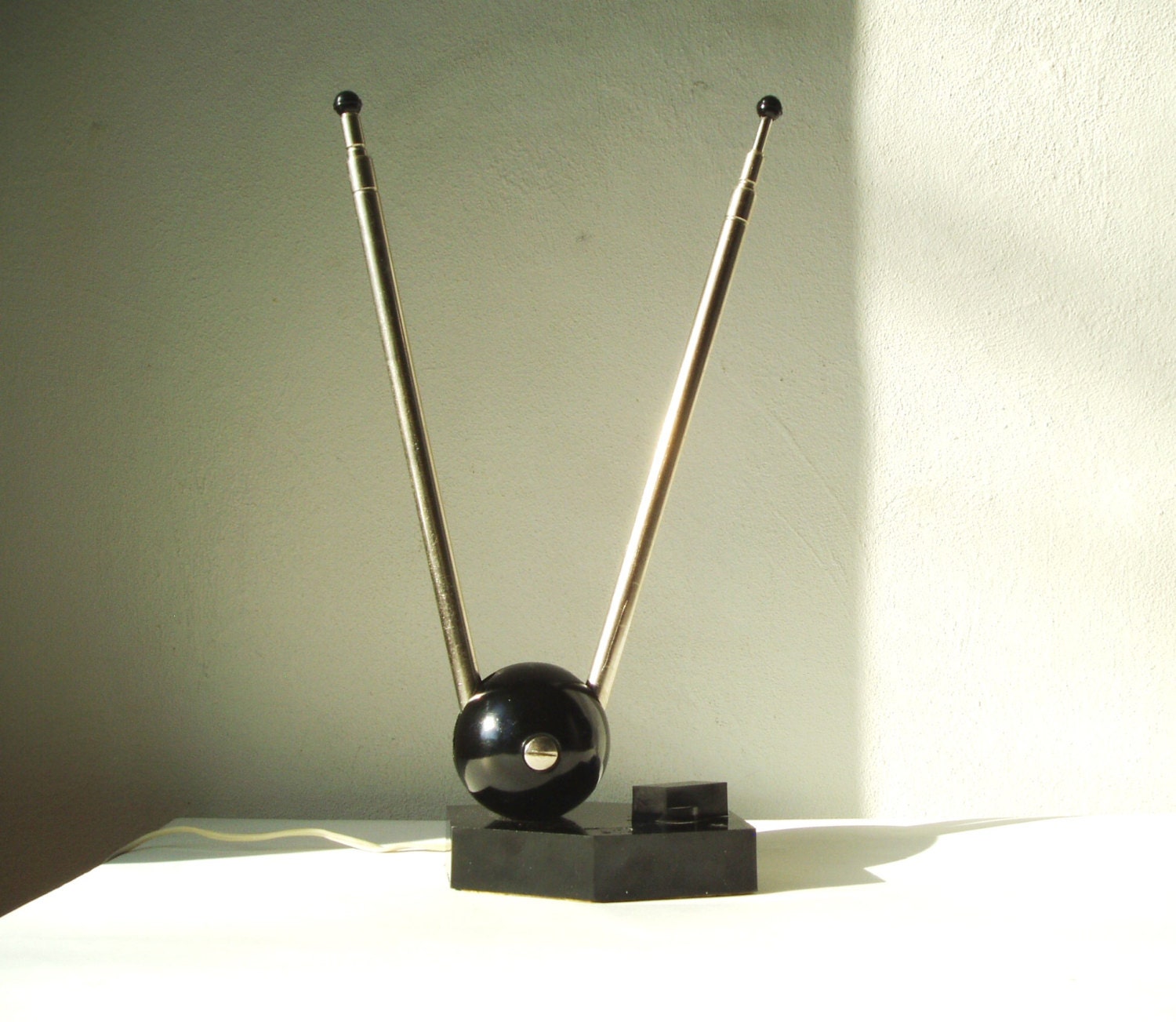 Rabbit Ears Antenna