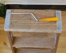 Popular items for bakelite cake cutter on Etsy