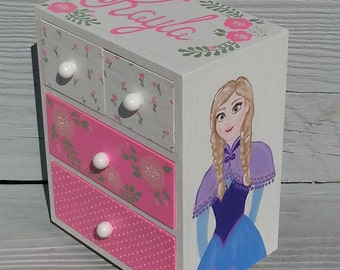 personalized, frozen jewelry box, shades of pink jewelry box, birthday ...