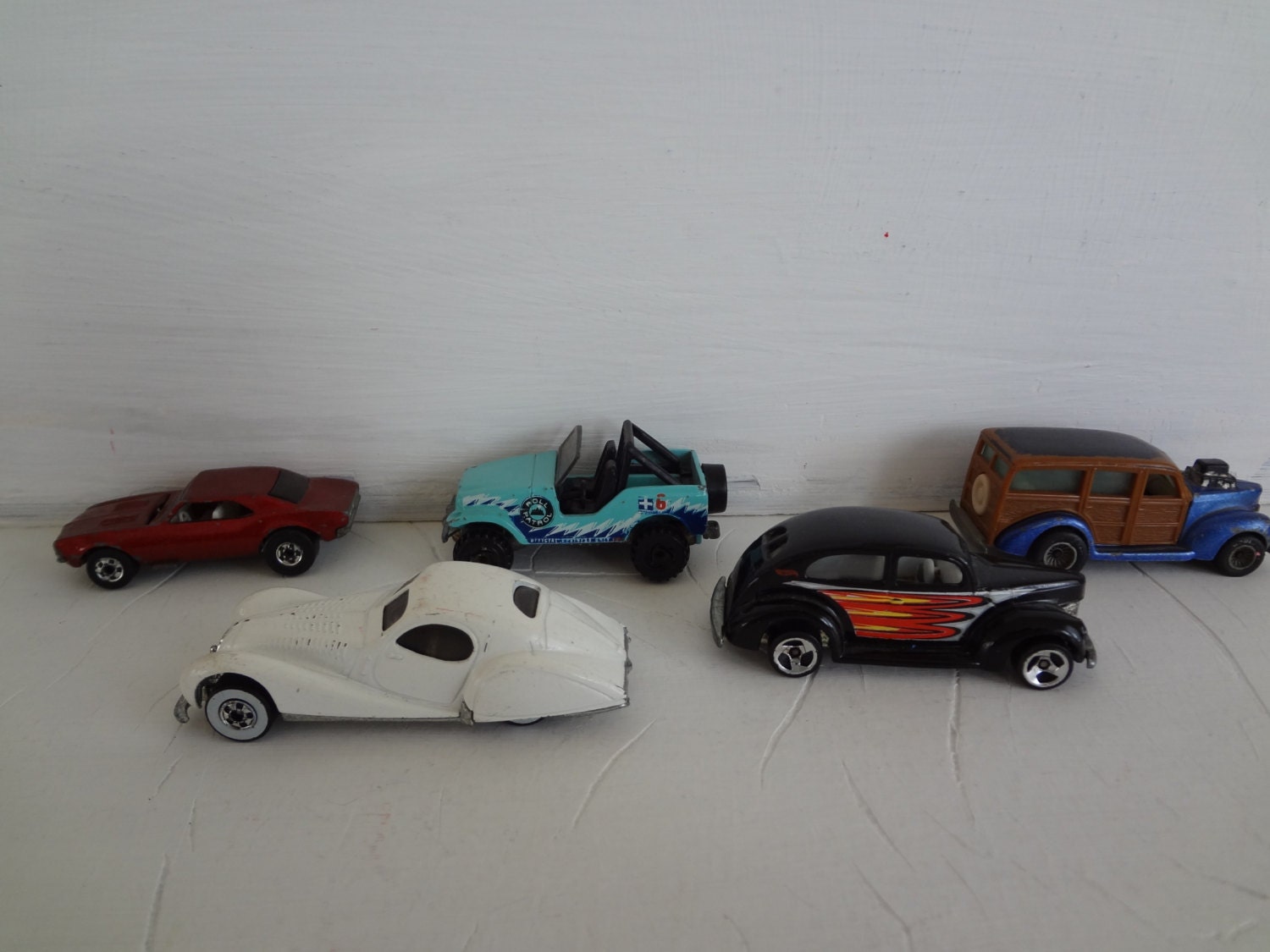 Vintage and Collectible Hot Wheels Cars Group by MadeandGathered