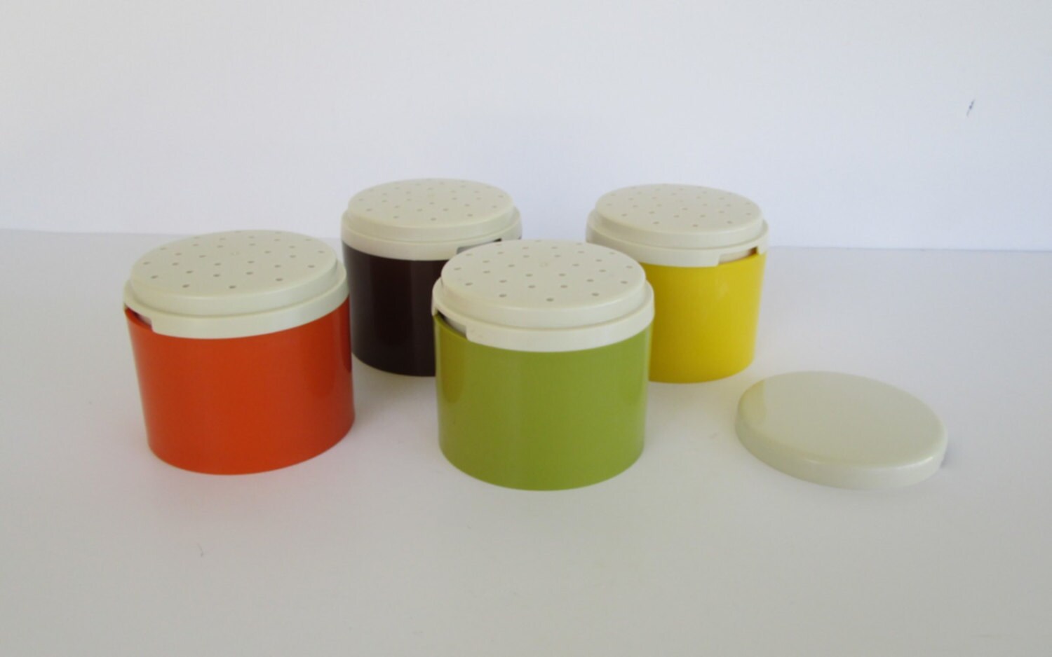 Stackable Tupperware Spice Shakers – Haute Juice