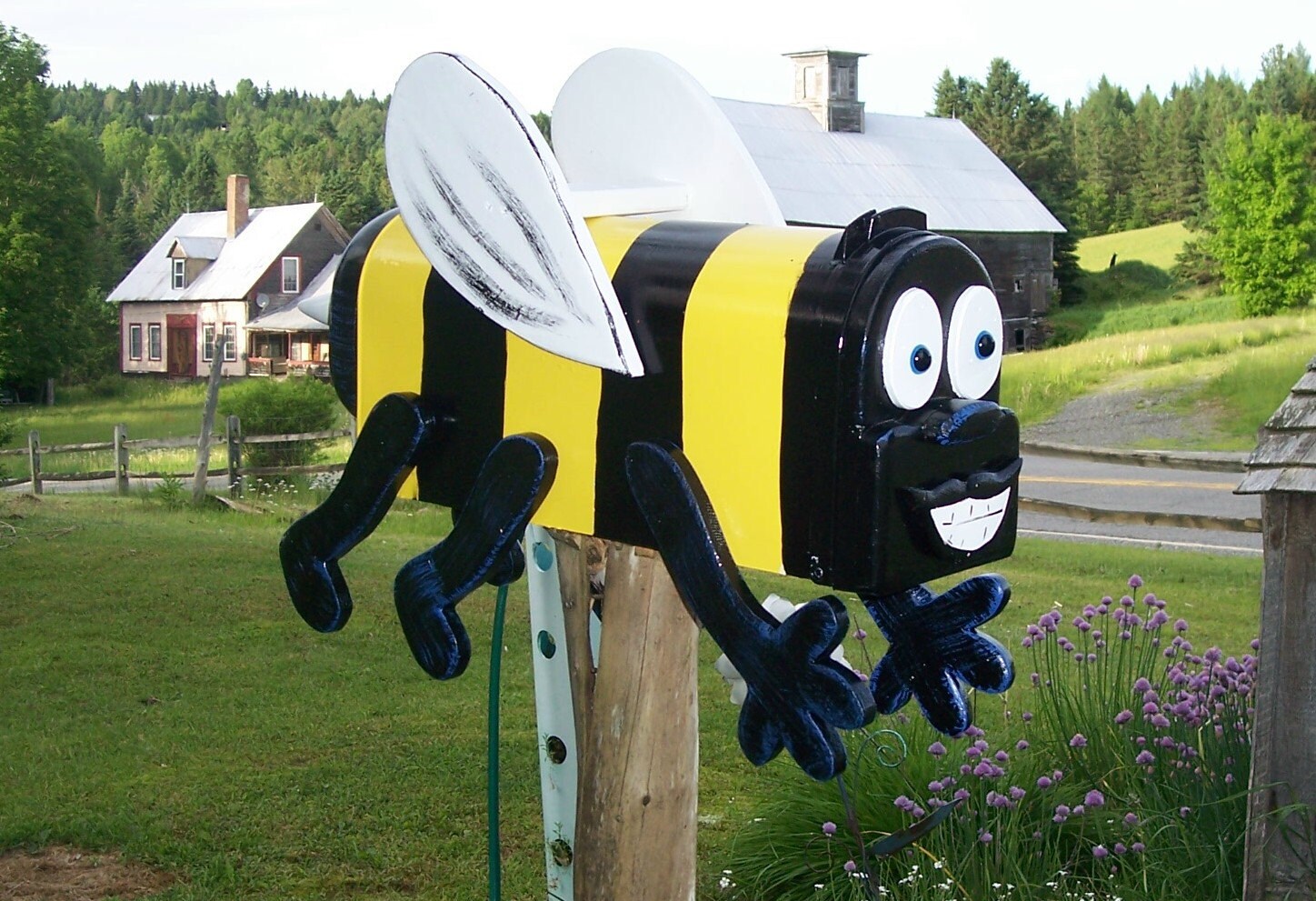 bumble bee mailbox with flapping wings custom by CrossKnots