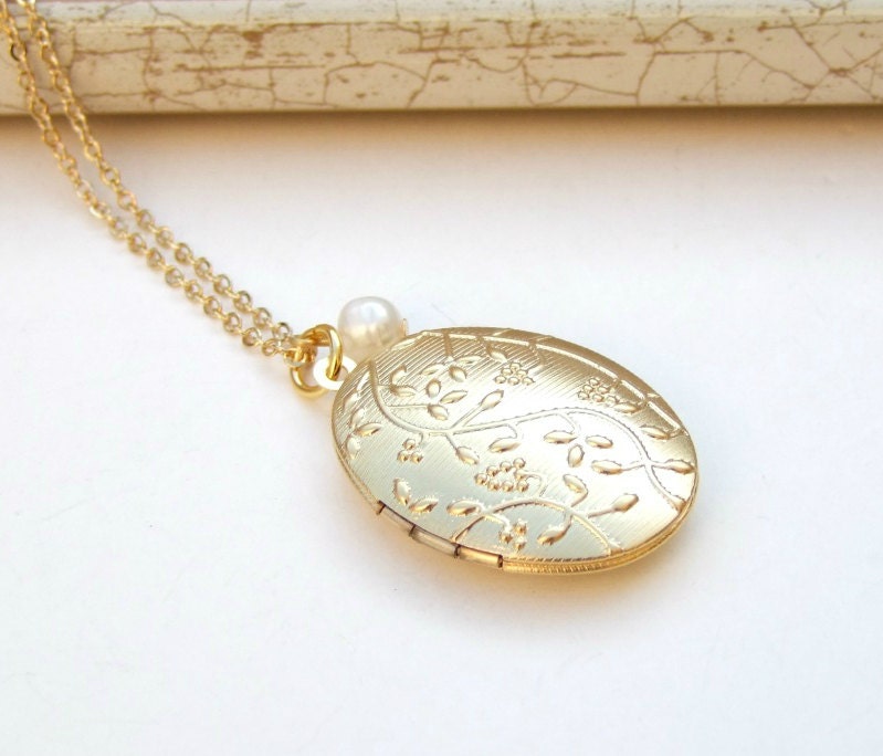 Gold Locket 24k Gold Plated Locket Oval by YaelSteinberg on Etsy