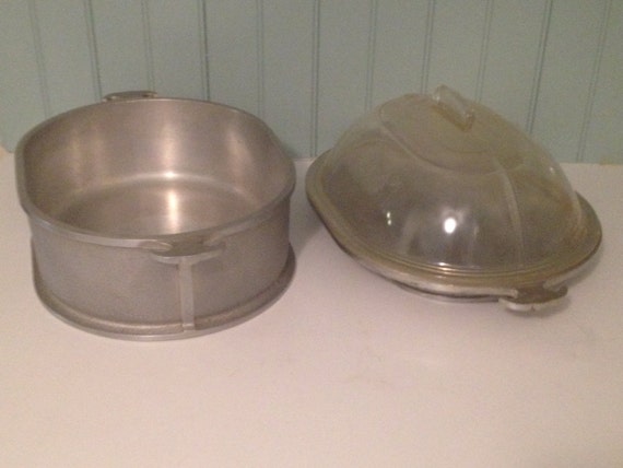 Items similar to Vintage Guardian Service Ware Cookware Roaster with ...