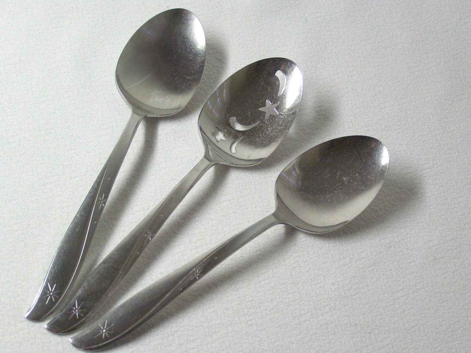 Wonderful Vintage Stainless Aomic Star Pattern Trio Of Serving Spoons ...