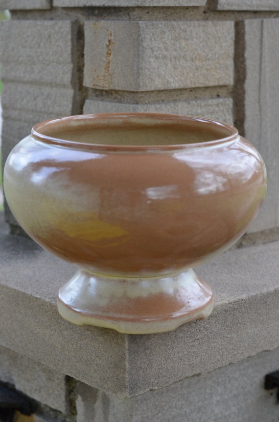 FRANKOMA 22 Vintage Pedestal Planter