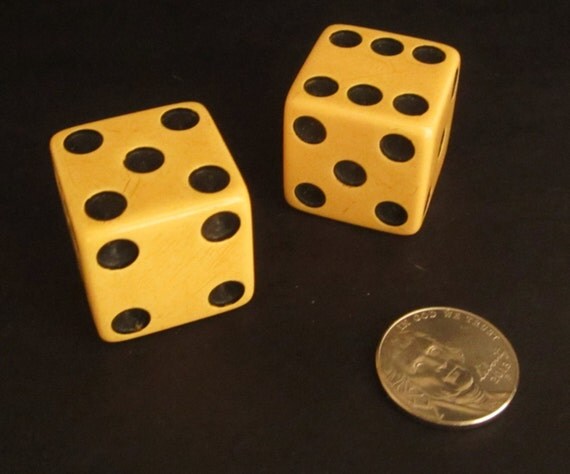 Pair of Unique Large RARE BAKELITE DICE Measure by Chitownexpress