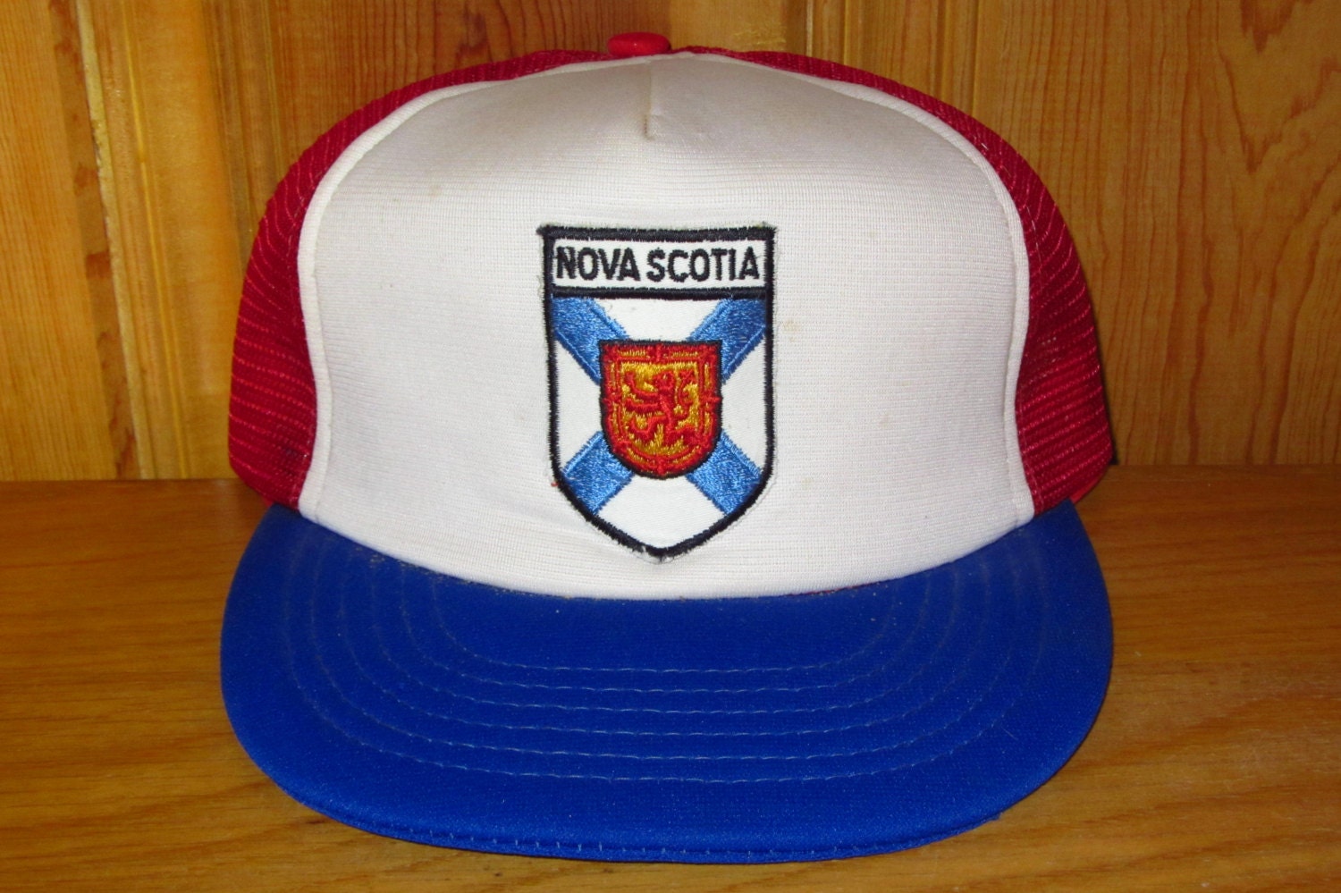 Flag of Nova Scotia Canada Original Vintage 80s Red Mesh Trucker ...