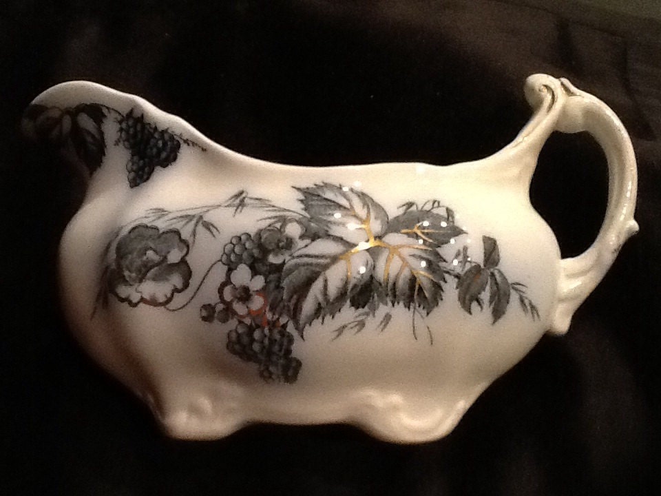 Antique Alfred Meakin China Gravy Boat Blue Bramble Pattern England ...