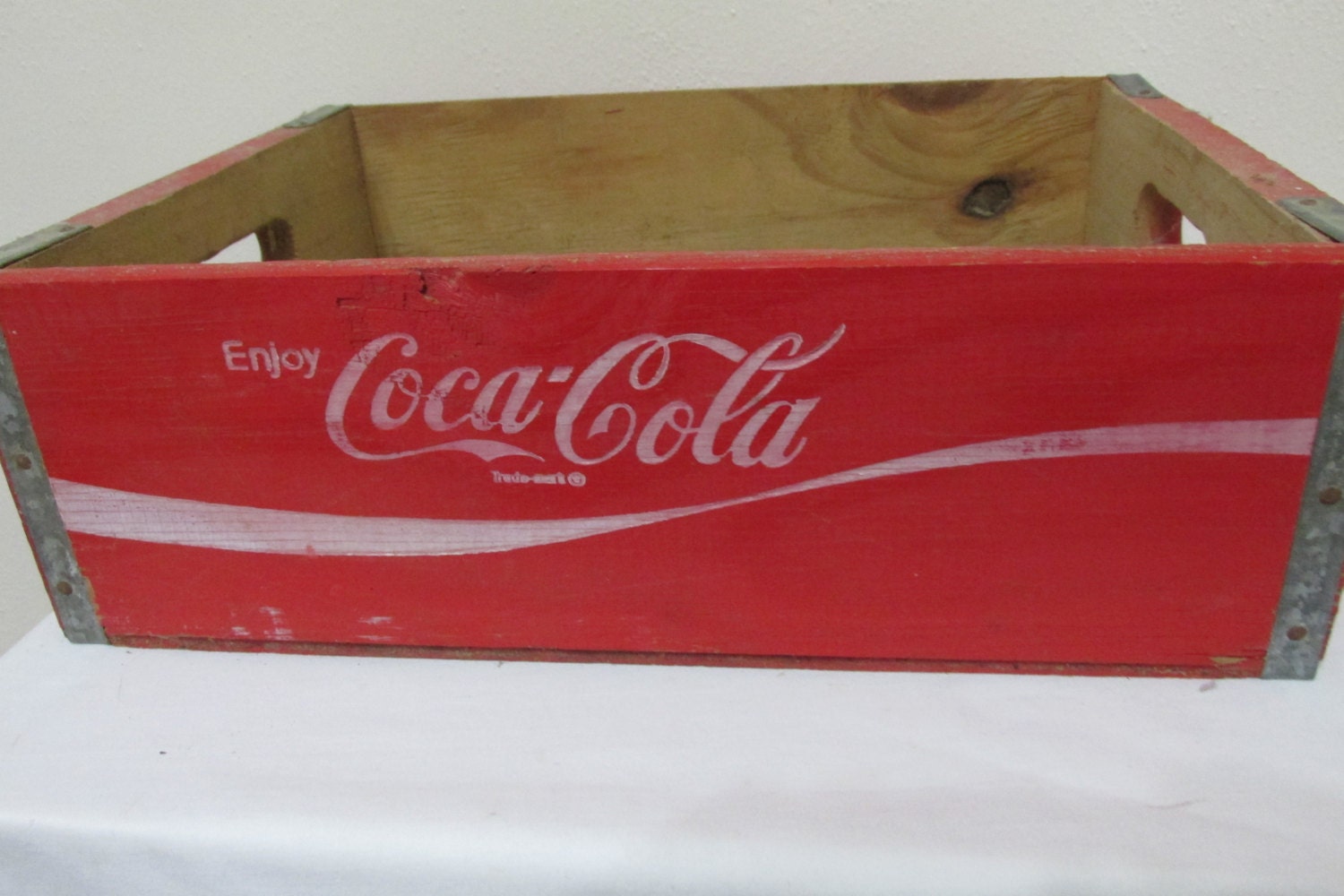 Wood Coke Case Red and White Coca Cola Box – Haute Juice