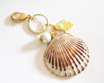 Sea shell keychain | Etsy