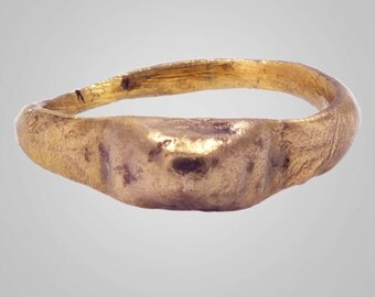 Gothic wedding rings | Etsy