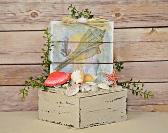Popular items for seashell arrangement on Etsy