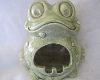 Popular items for frog ashtray on Etsy