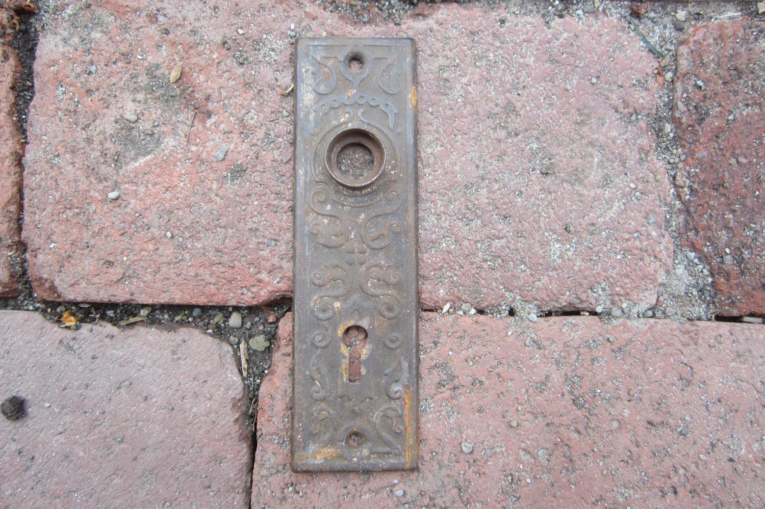 Antique Escutcheon Metal Door Plate Keyhole Ornate Antique Key Hole ...