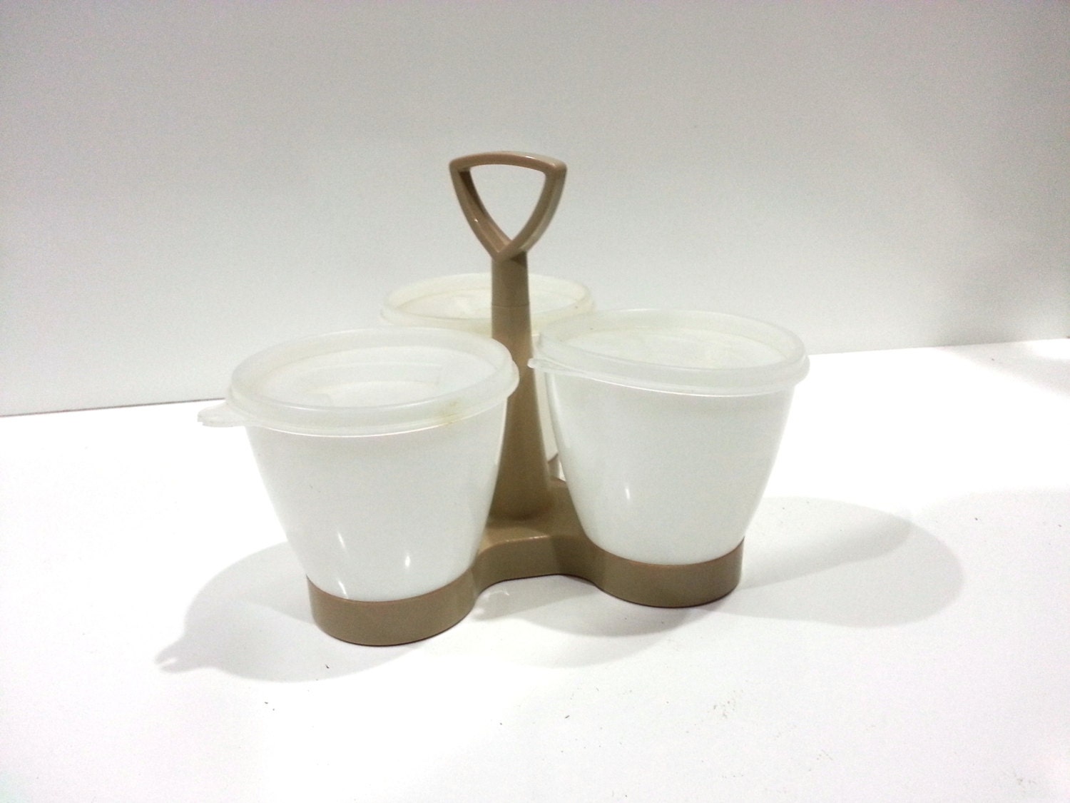 Vintage 3 Compartment Tupperware Type Condiment or Relish Keeper IT306 ...