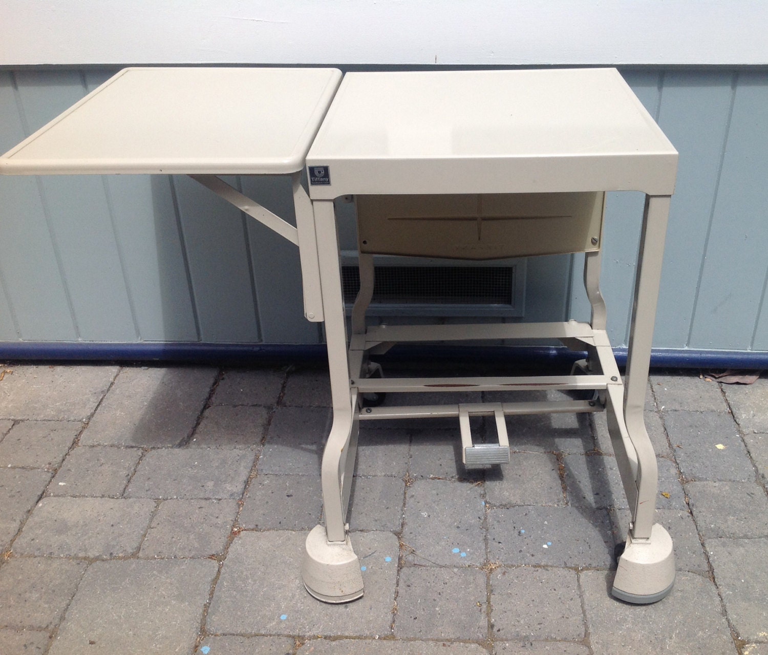 Vintage Industrial Typewriter Table Desk – oldschooltypers