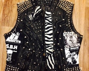 Black faux leather woman's punk vest size: s-m