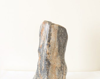 Popular items for rock vase on Etsy