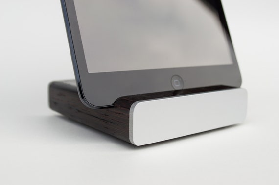 Wood iPad Stand / iPad Mini Stand / iPad Air Stand by KROMMdesign