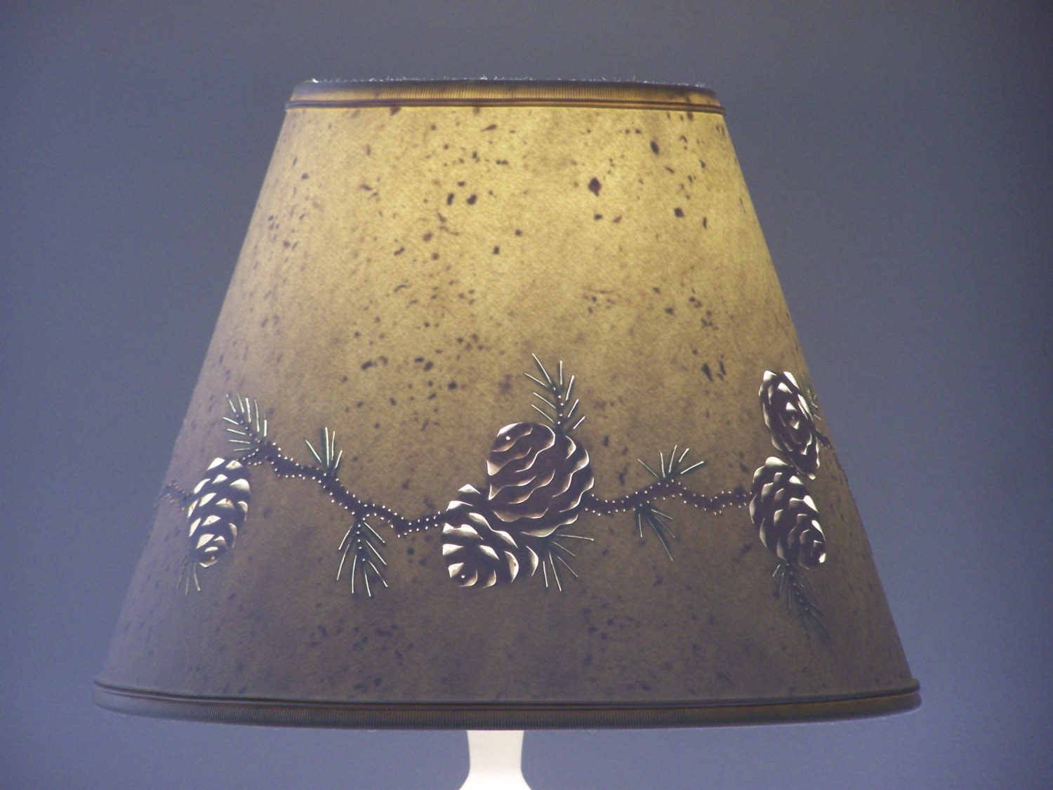 Pine Cone Border Cut & Pierced Lampshade-Paper