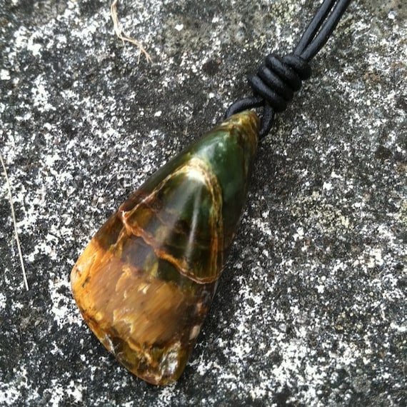 Washington River Vulcan Jade | SmithNJewels