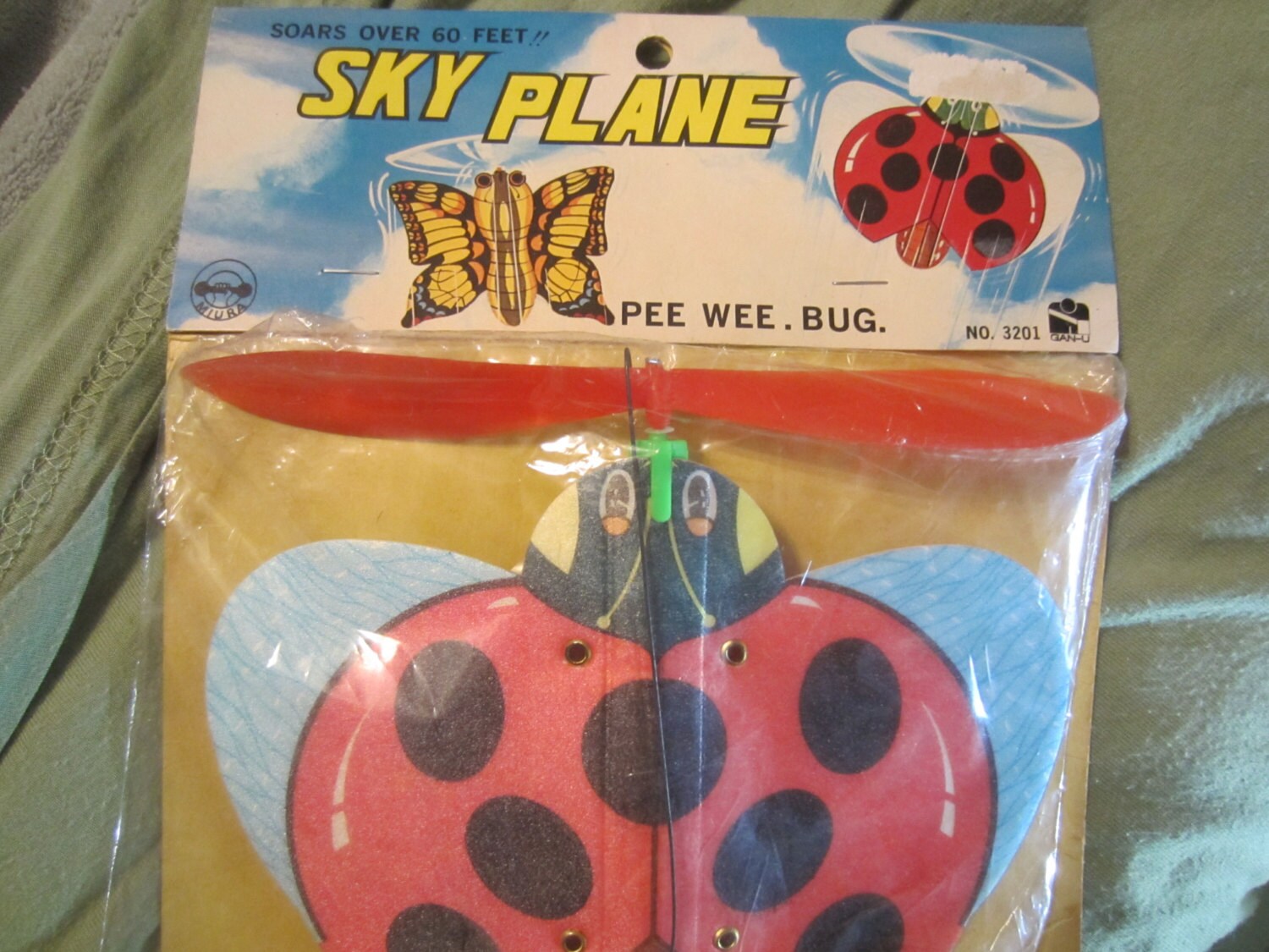 Vintage Sky Plane Pee Wee bug ladybug kite airplane NOS GAN-U