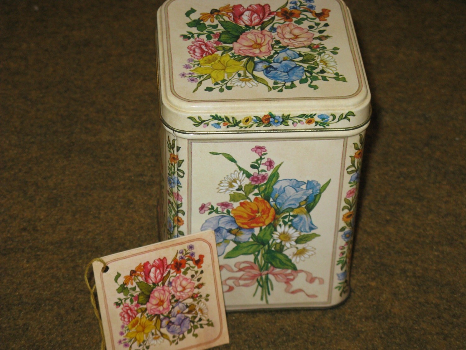 Vintage Hallmark Tin 1970’s Flower Bouquet Made in USA – Haute Juice