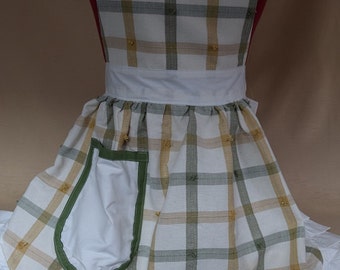 Retro Vintage 50s Style Full Apron / Pinny by FabriqueCreations