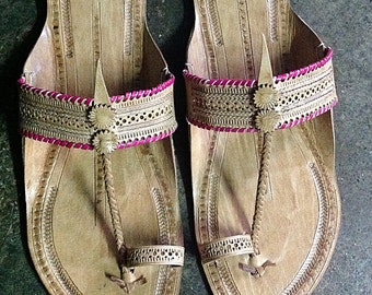 Popular items for kolhapuri sandal on Etsy